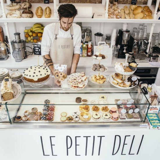 Nieuwe Franse hotspot Le Petit Deli Amsterdam – Van Franse bodem